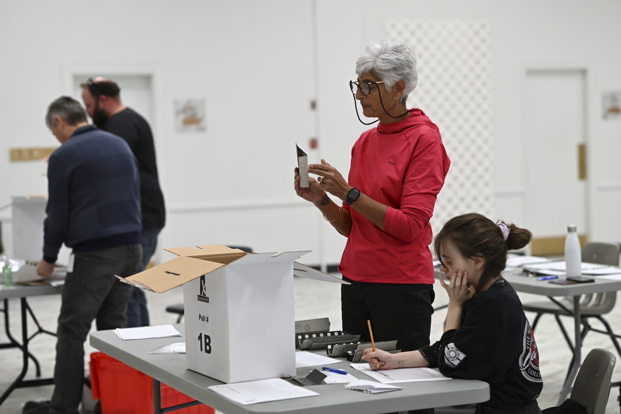 Logos, videos, photos - Elections Saskatchewan
